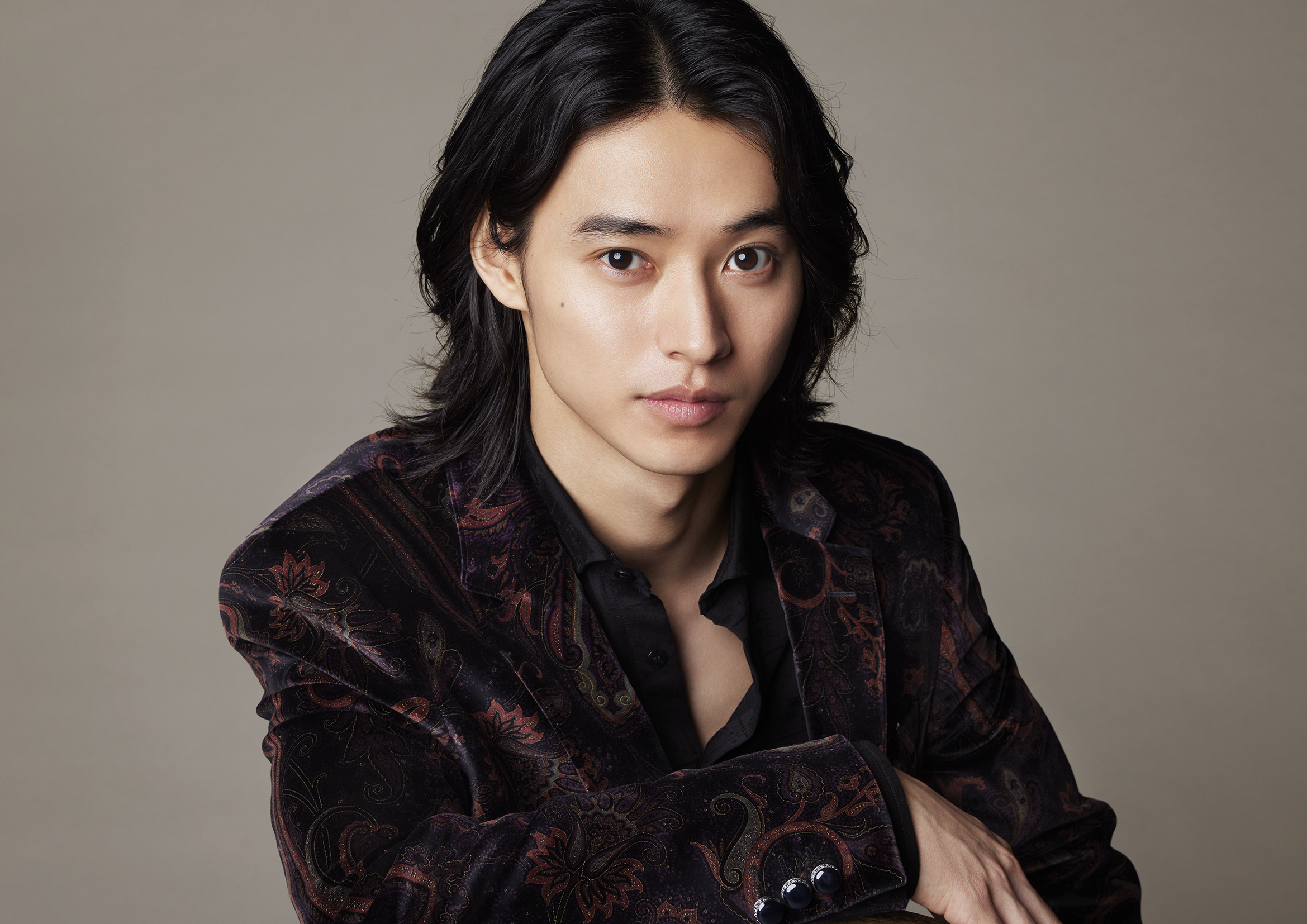 Kento Yamazaki | PHOTOGRAPHER AKINORI ITO | 伊藤彰紀